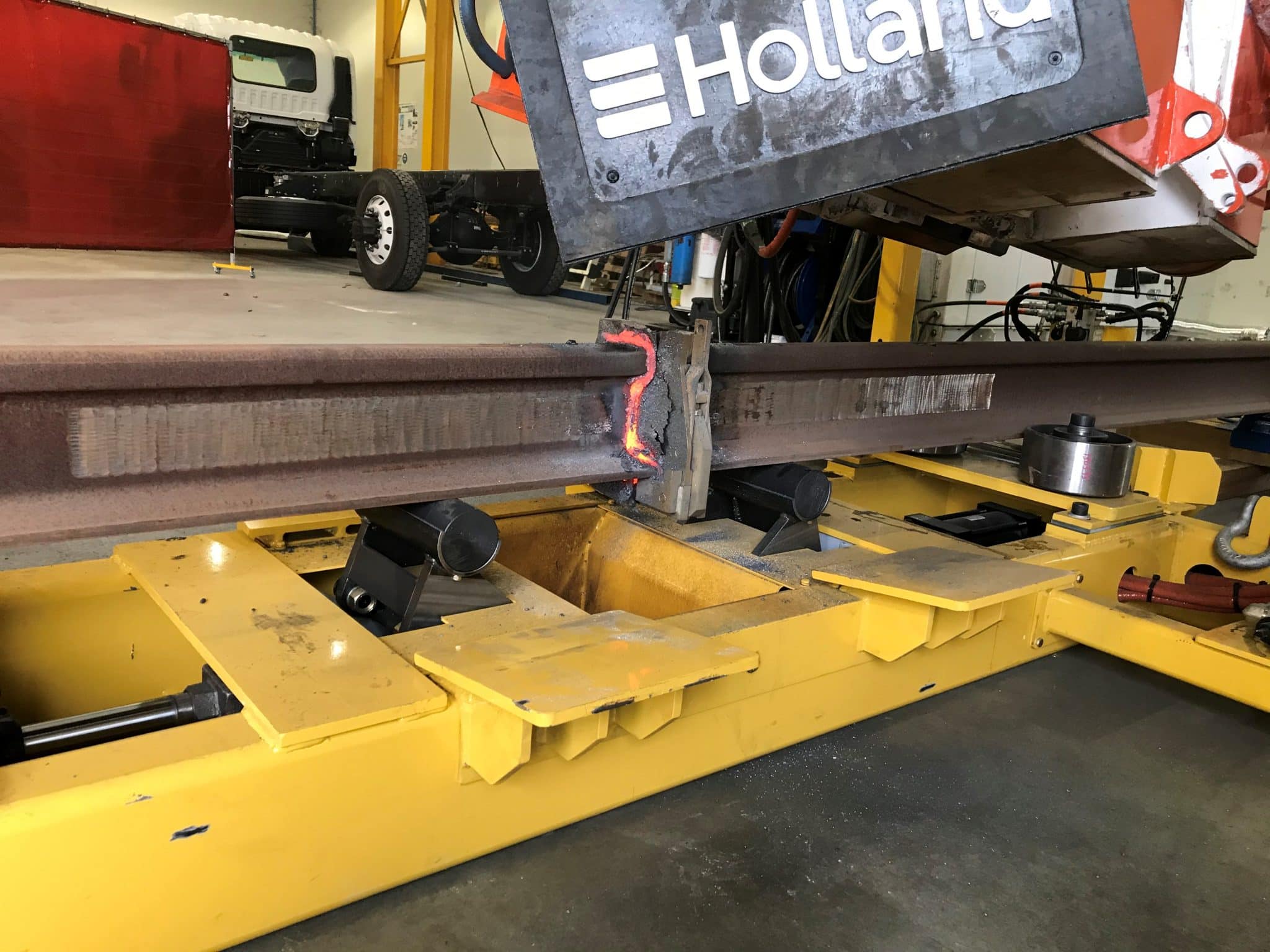 Holland's First Weld In Australia - Holland